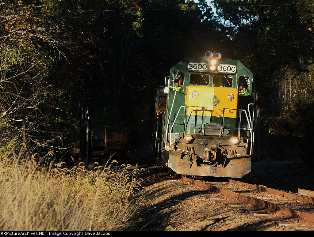HRRC 3600 catching some rays with Jake and Colby in command